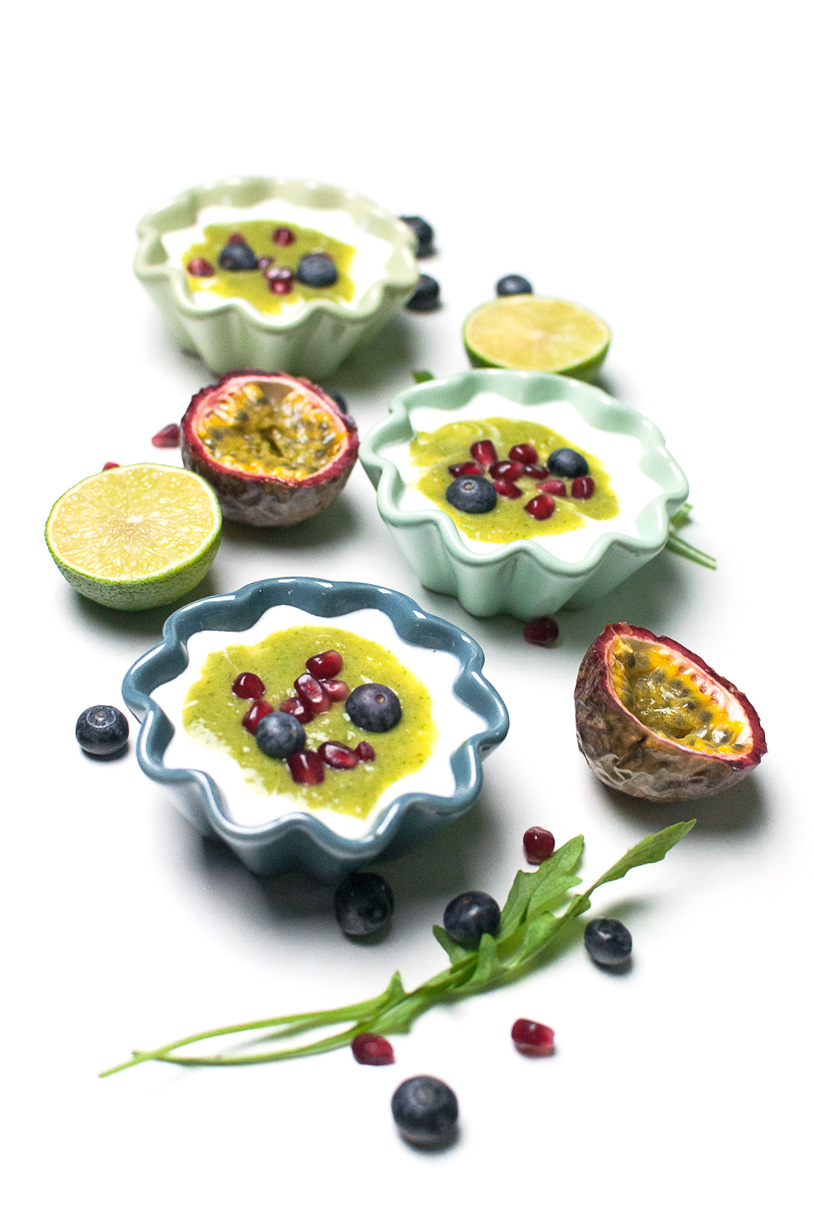 Limetten Joghurt mit Rucola Birnen Topping – vollgut-gutvoll